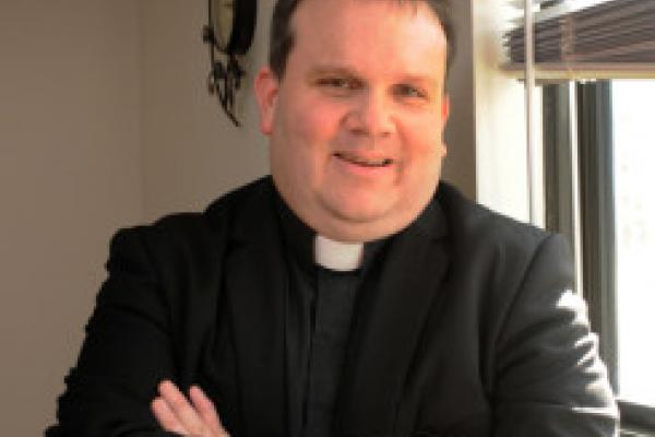 The Priest Who Faced Down the Federal Government -- and Won | Sojourners